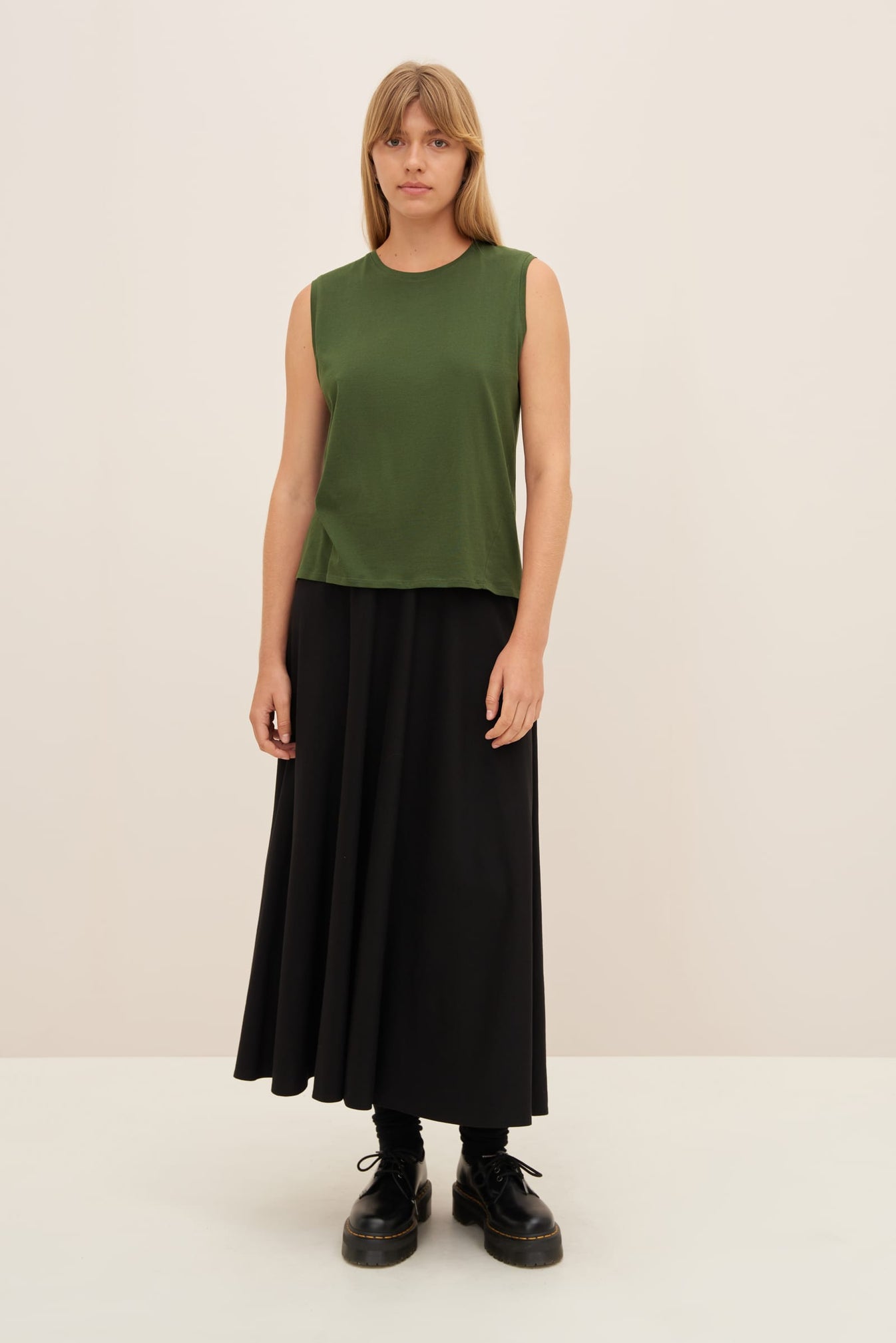 Shop Light Singlet - Forest | Kowtow Clothing | Kowtow